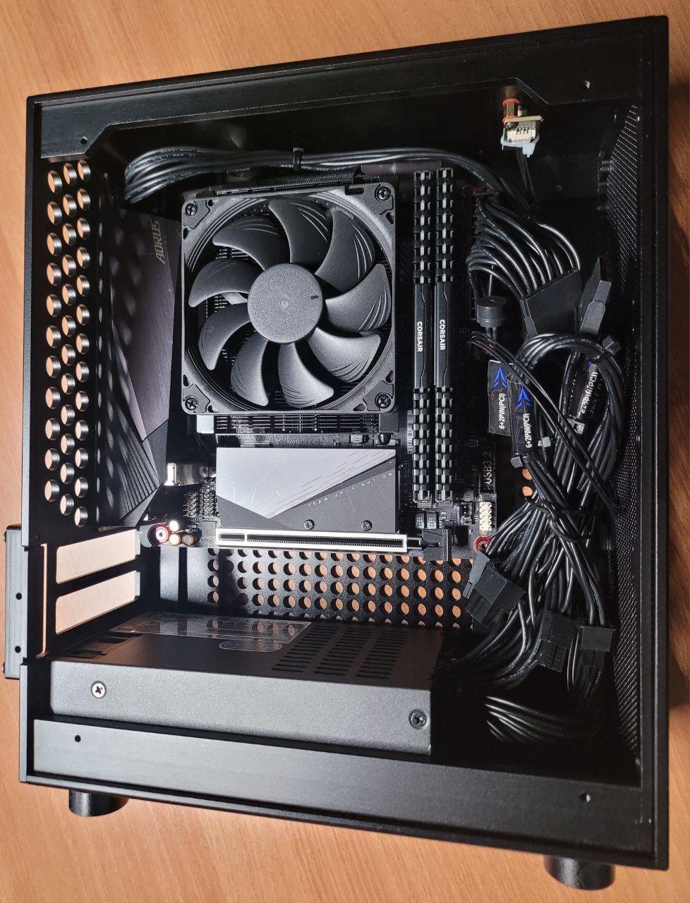 sff 1.5호기 CAPTAIN-S V9 캡틴 오마이 캡틴 - 케이스 / 쿨링