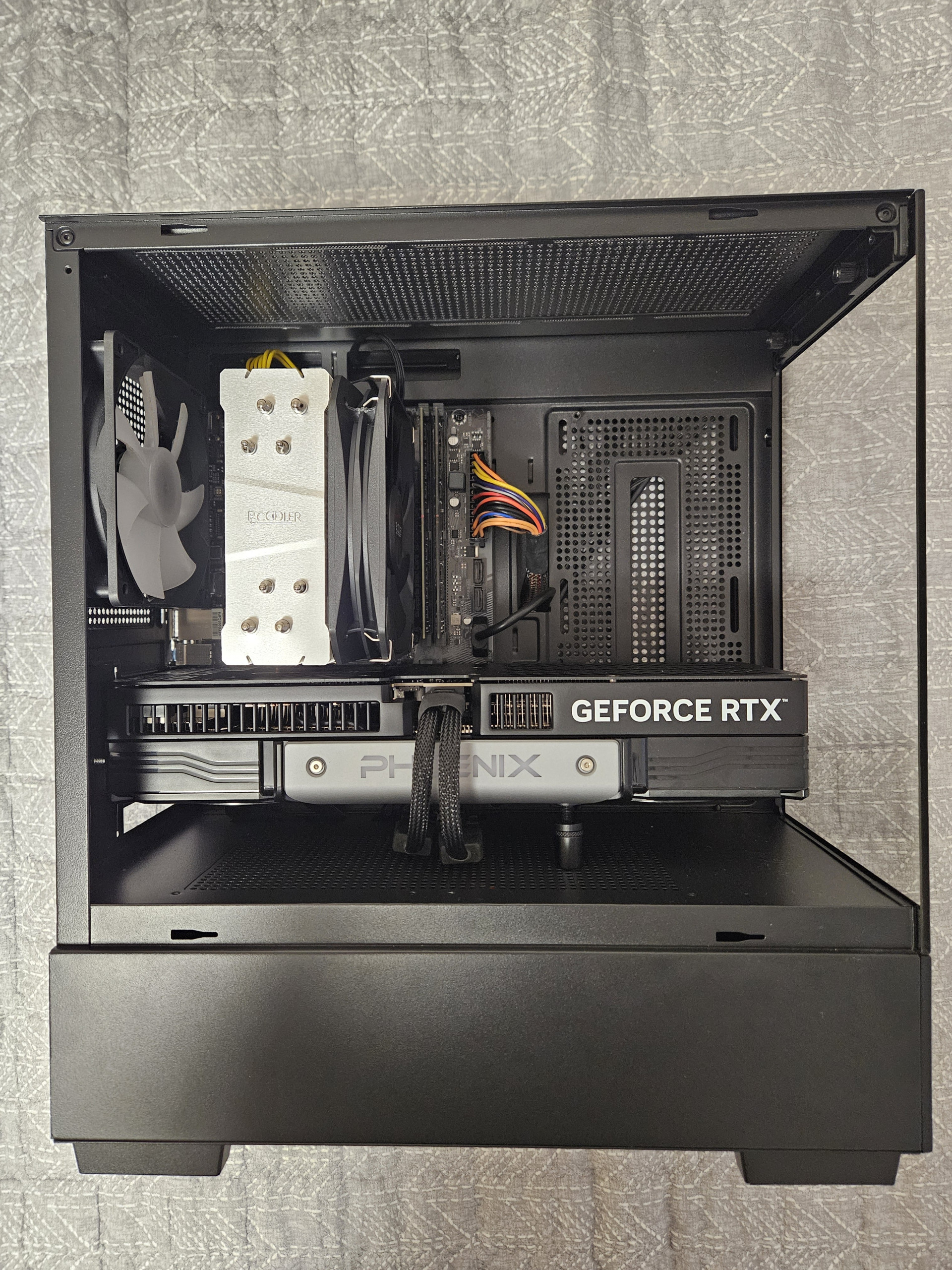 디앤디컴 게인워드 피닉스 RTX 5070ti 16Gb 사용기 - 필드테스트