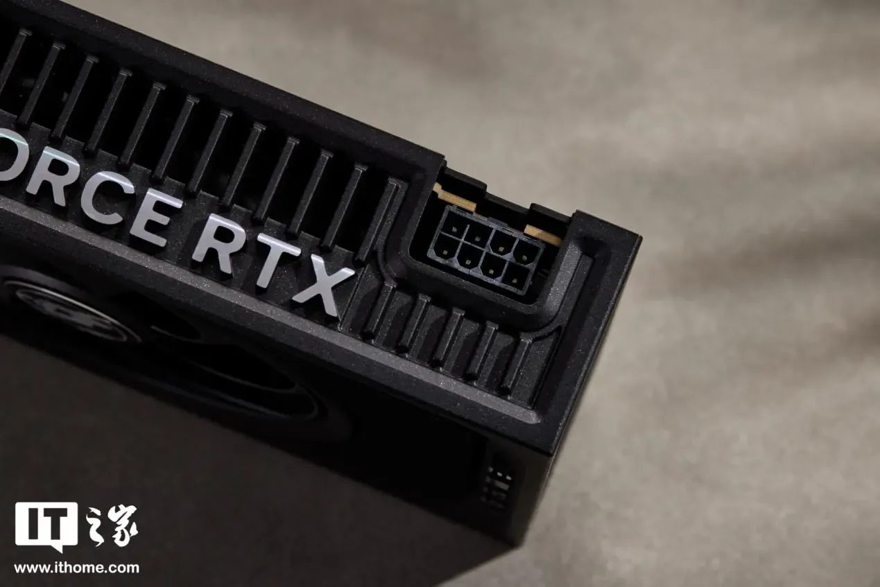 컬러풀 iGame RTX 5060 Ti Mini 원팬 그래픽카드 리뷰 - 테크 소식
