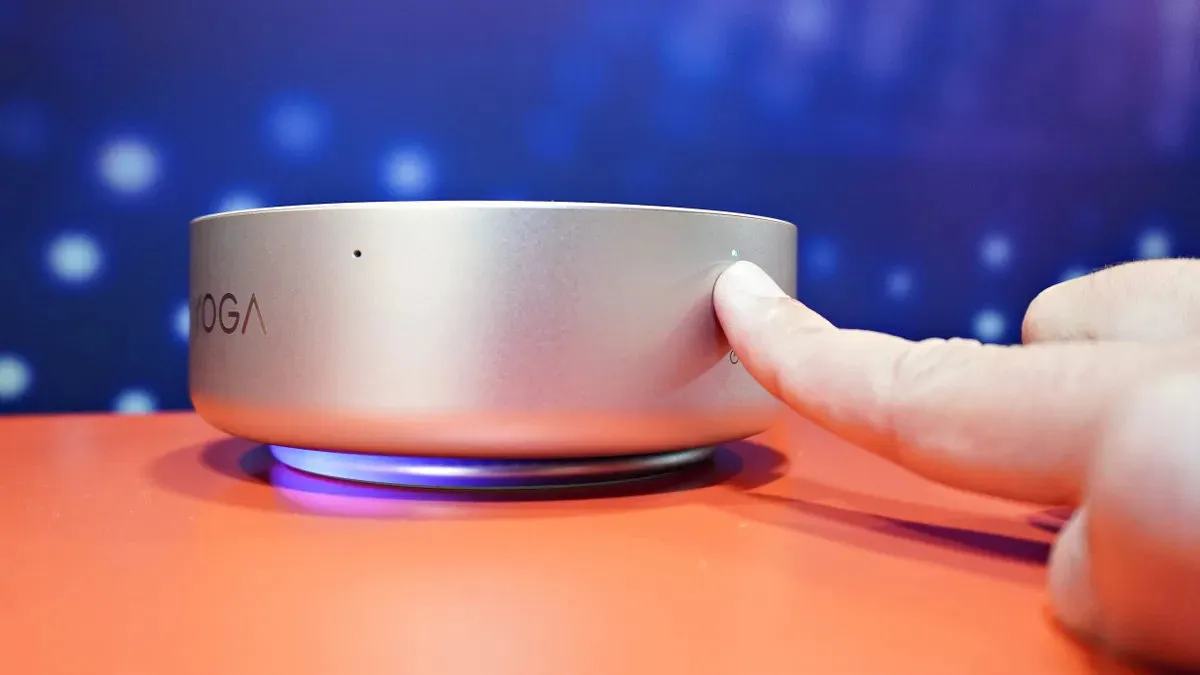 레노버, 팬서레이크 탑재한 1L 크기의 원형 미니 PC 'Yoga Mini i' 발표 - 전체글보기