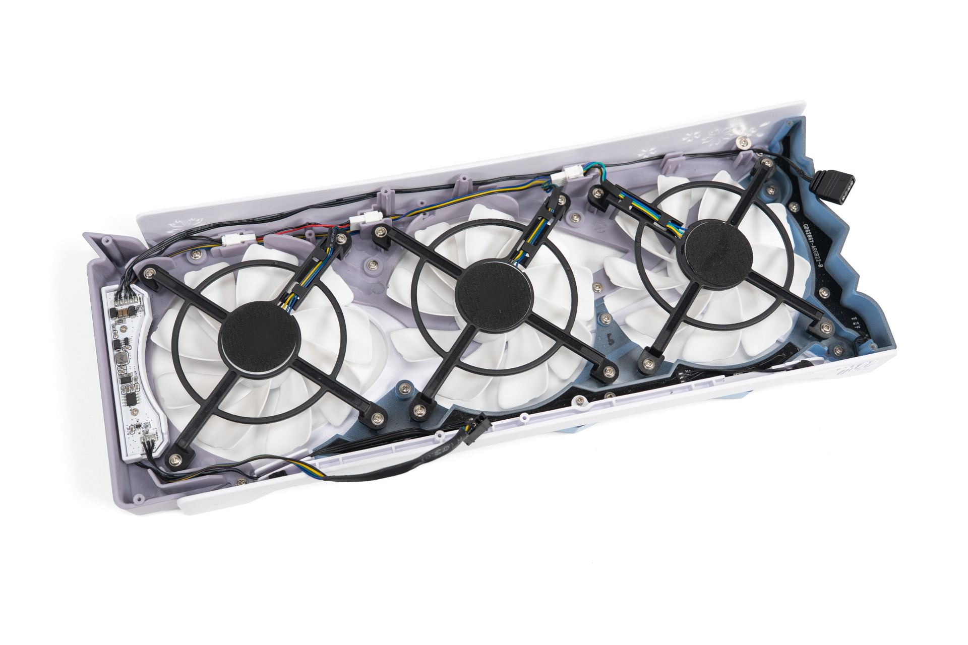 YESTON 지포스 RTX 5080 D7 16GB SAKURA OC - 공식 리뷰