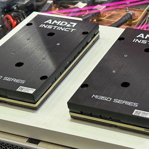 페가트론, AMD MI350X GPU 128개 탑재한 1,177 PFLOP AI 랙 공개 - 테크 소식